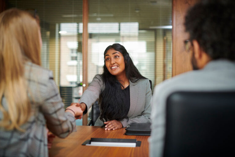 15 Smart Questions to Ask in Paralegal Interviews | 2025